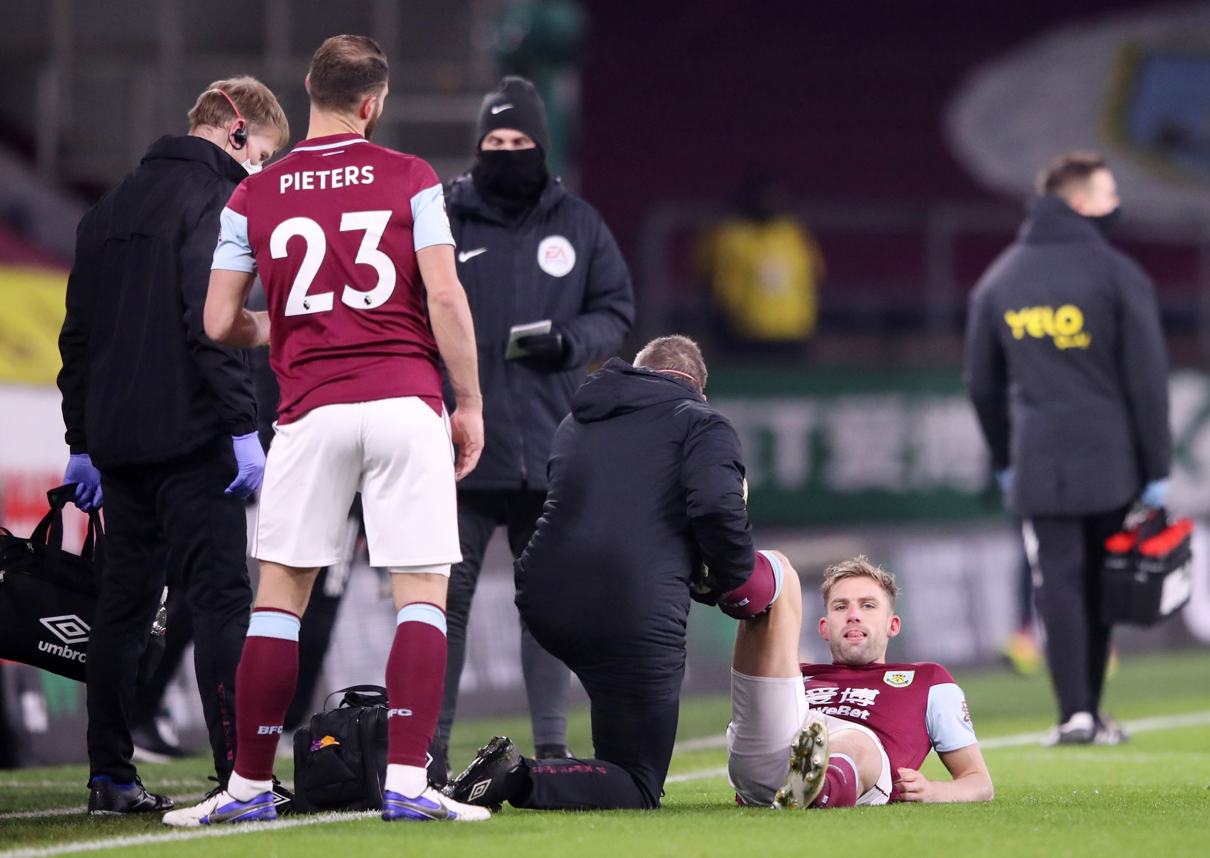 Burnley's Taylor suffers hamstring injury as Saka impresses for Arsenal ...