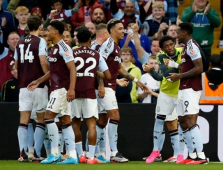 FPL notes: Watkins’ fitness, Duran impact + Everton’s poor start - Best ...