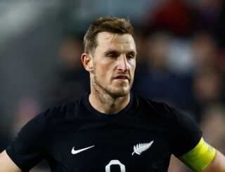 Wood injury latest as Forest striker hobbles off
