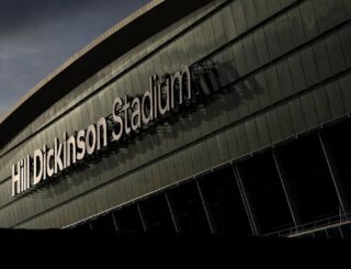 Everton v Arsenal/Leeds v Palace team news: Eze sub